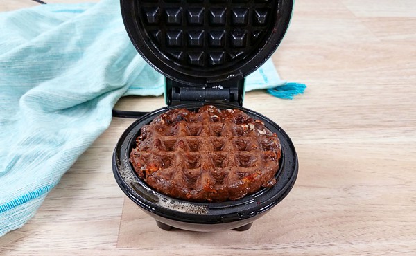 🍫Easy Double Chocolate Chaffles (FREE Cookbook) - Thinlicious