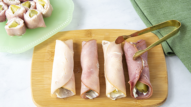 Quick & Easy Deli Meat Low-Carb Roll-Ups - Thinlicious