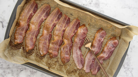 Quick & Easy No-Mess Low-Carb Bacon - Thinlicious