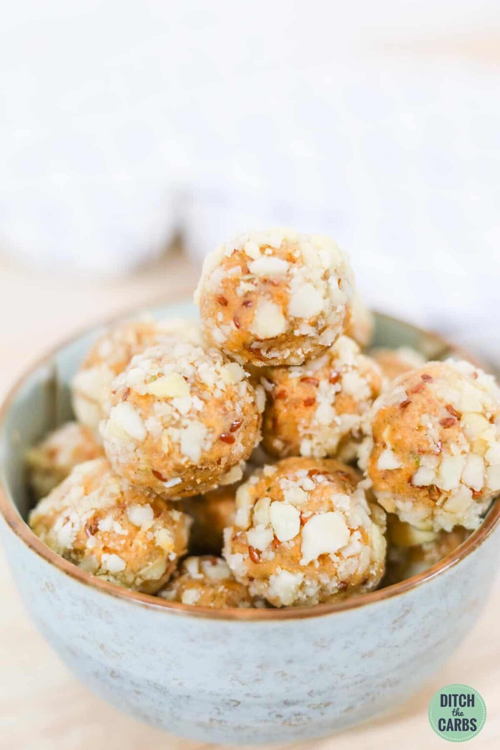 Quick Keto Protein Balls (No-Bake) - Thinlicious