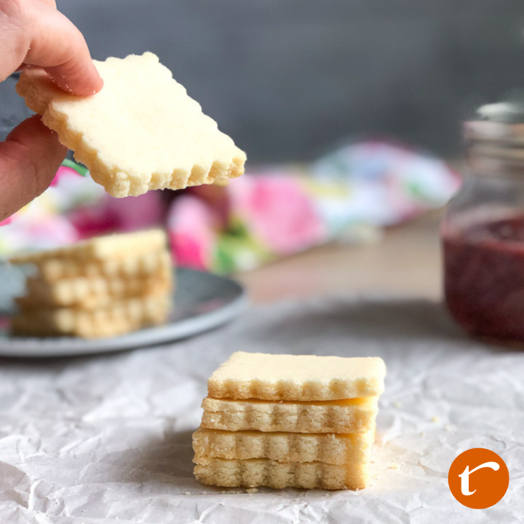 👩‍🍳 The Best Buttery Keto Shortbread Cookies (Coconut Flour) - Thinlicious