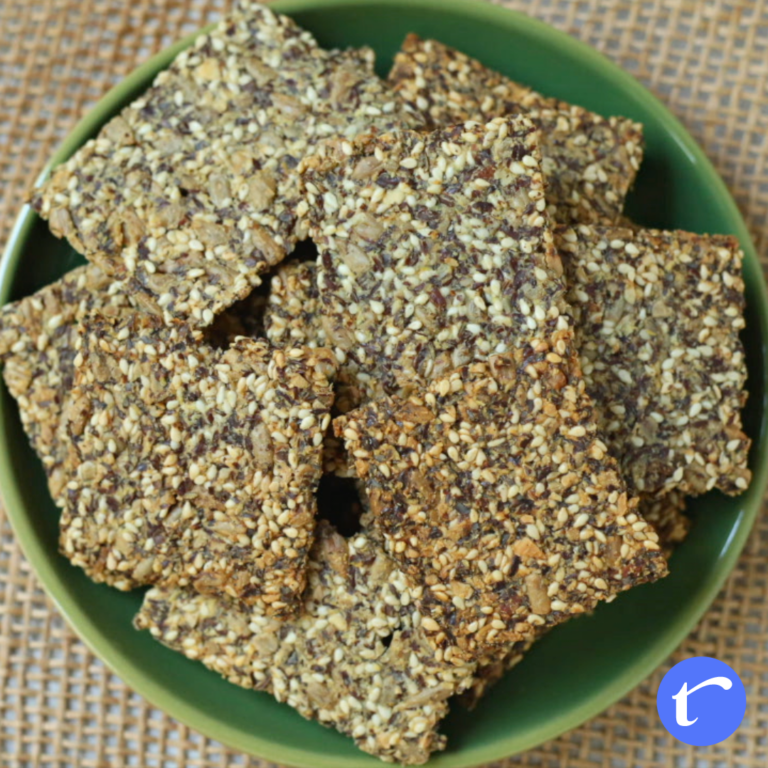 Easy Crunchy Keto Crackers Recipe (4-Ingredients) - Thinlicious